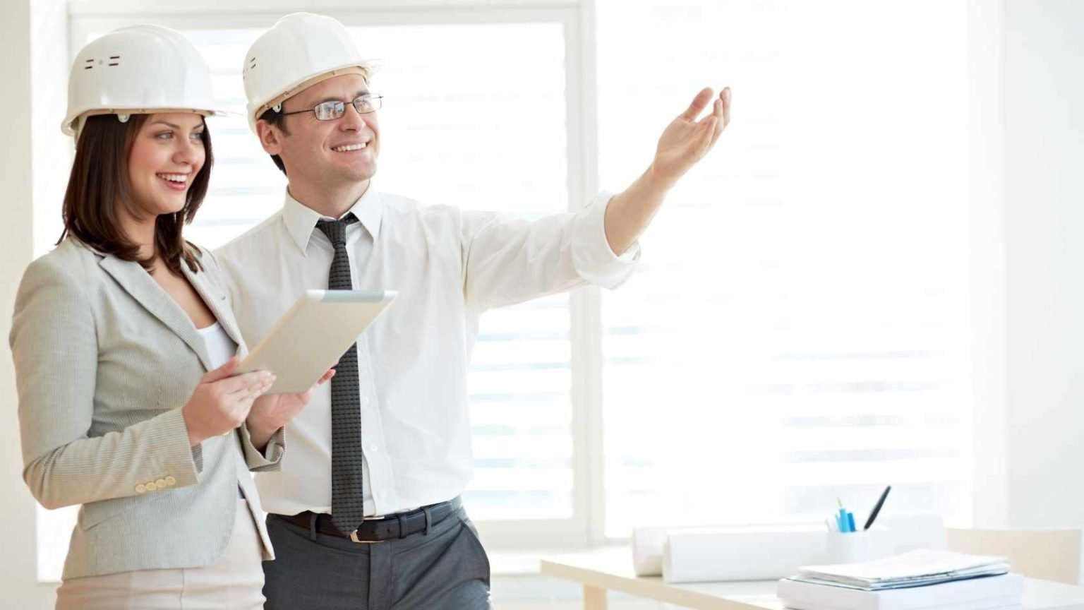 Charismatic Leadership Style: Definition, Characteristics, Pros, Cons ...